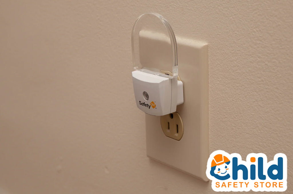 Product Spotlight: Safety 1st LED Auto Sensor Nightlight — Child Safety ...
